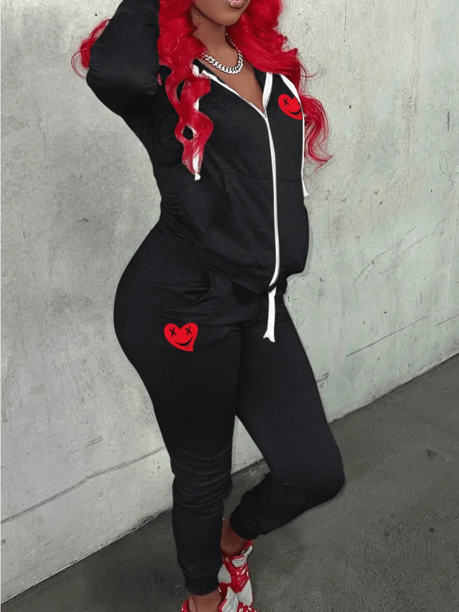 LW Heart Print Kangaroo Pocket Tracksuit Set Sale | LovelyWholesale